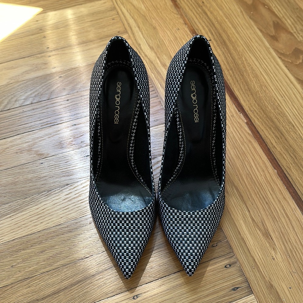 Sergio Rossi Godiva Pump Size 40 - Gem